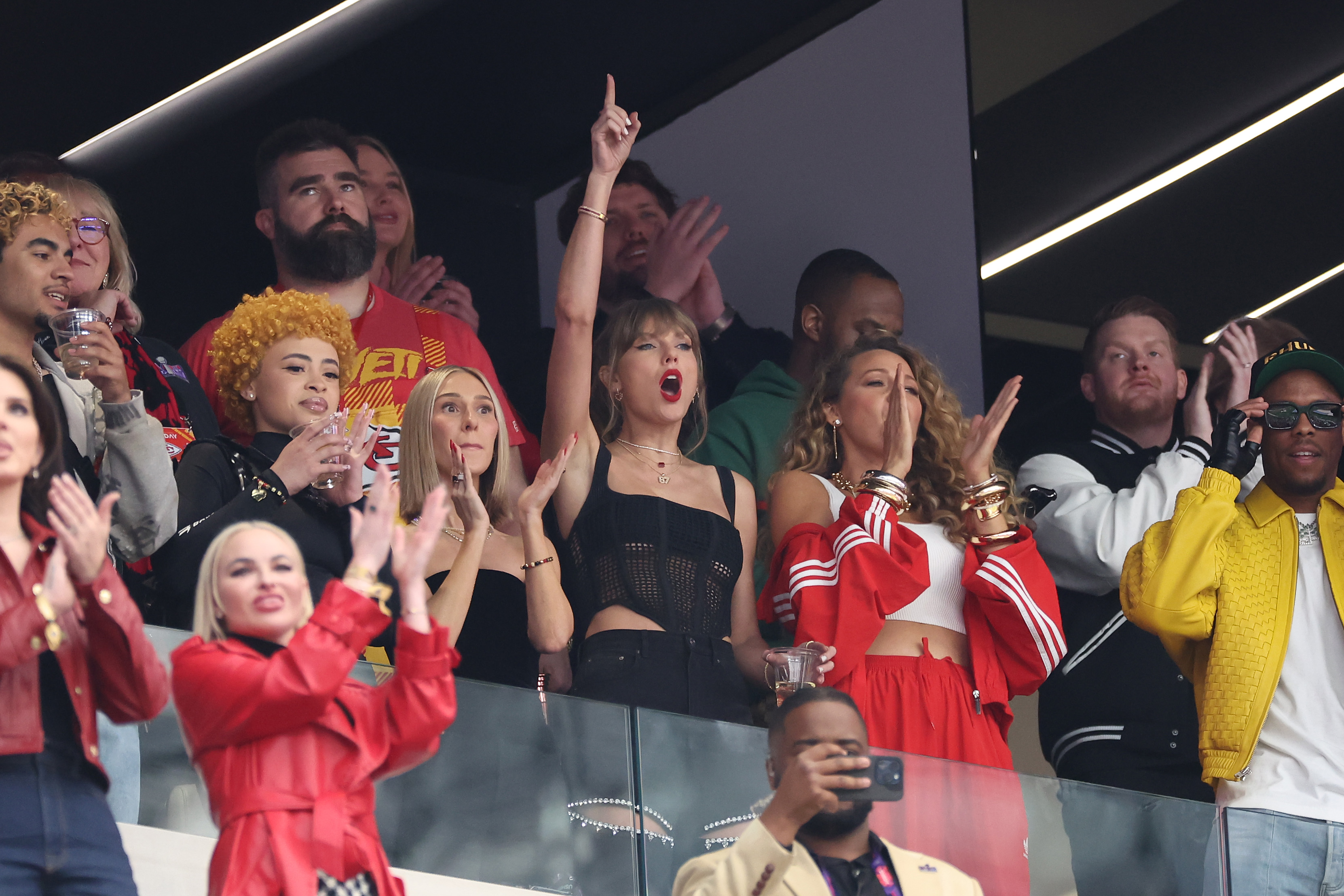 Who is watching the Super Bowl with Taylor Swift? – NBC4 Washington