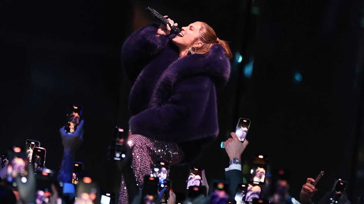 Jennifer Lopez to bring ‘This Is Me… Now’ tour to DC – NBC4 Washington