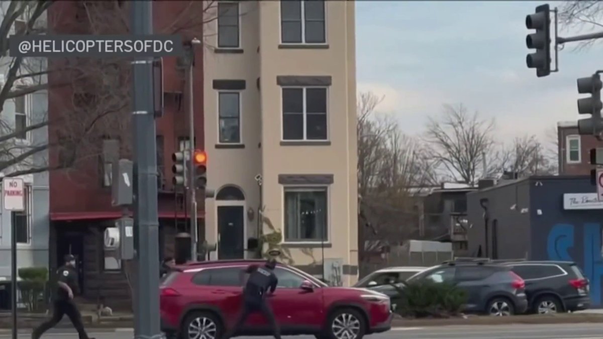 Teens arrested in armed carjacking of father, child in DC: Police ...