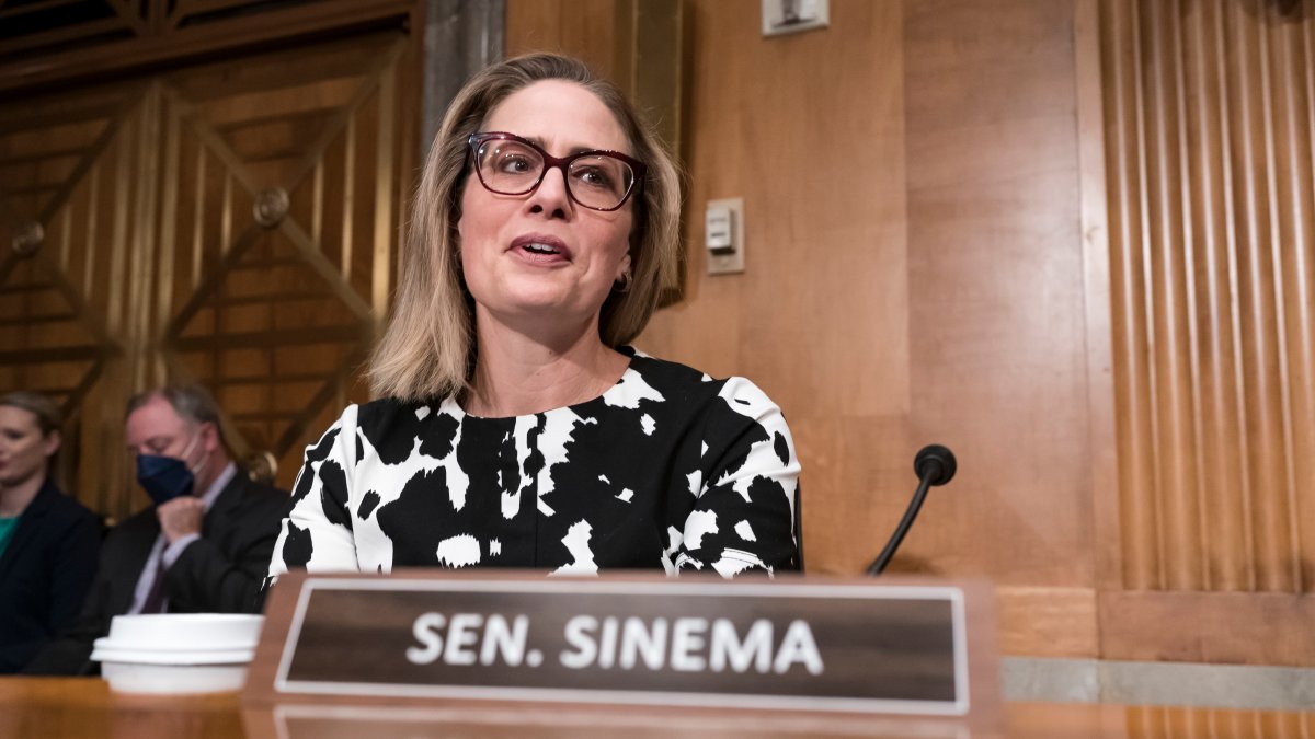 Independent Sen. Kyrsten Sinema of Arizona says she won’t seek ...