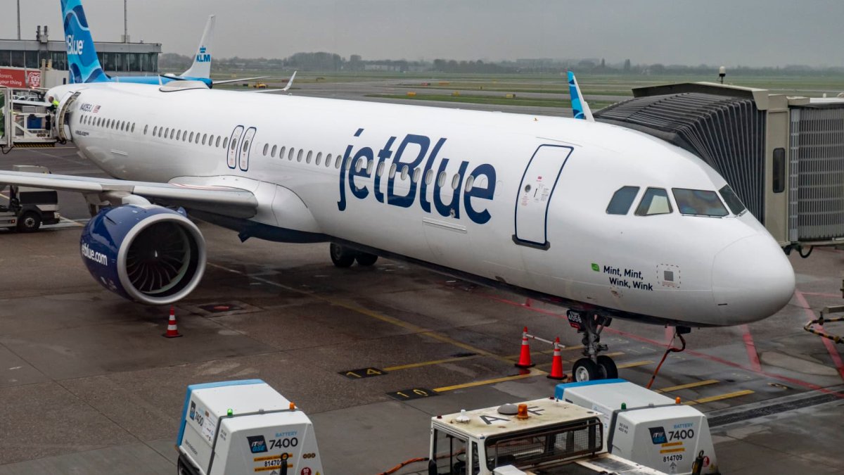 JetBlue to bring ‘junior Mint’ first class to domestic flights in 2026 ...