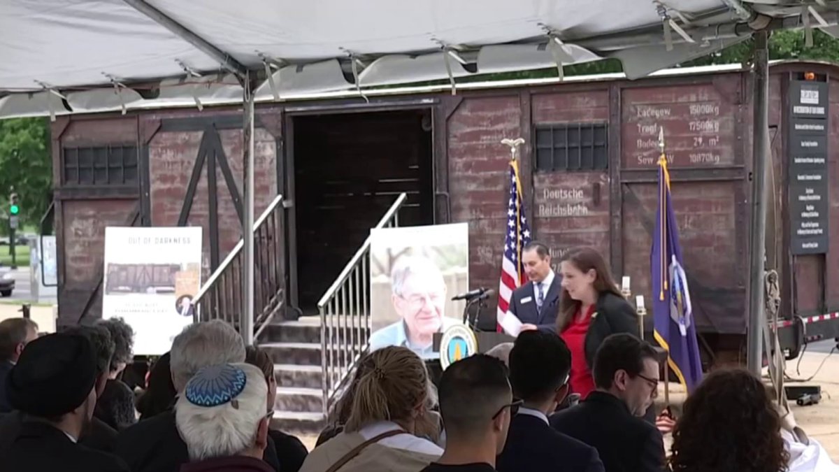 Cattle car exhibit on National Mall for Holocaust Remembrance Day ...