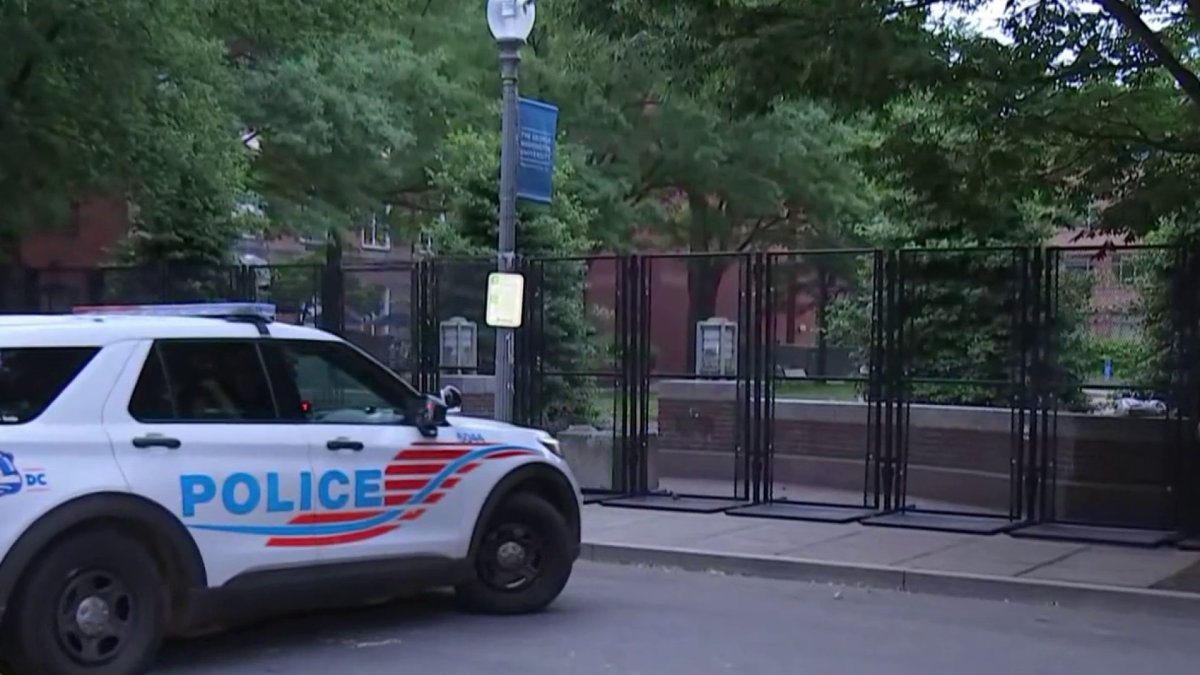 Security barriers installed at George Washington U. after DC police ...