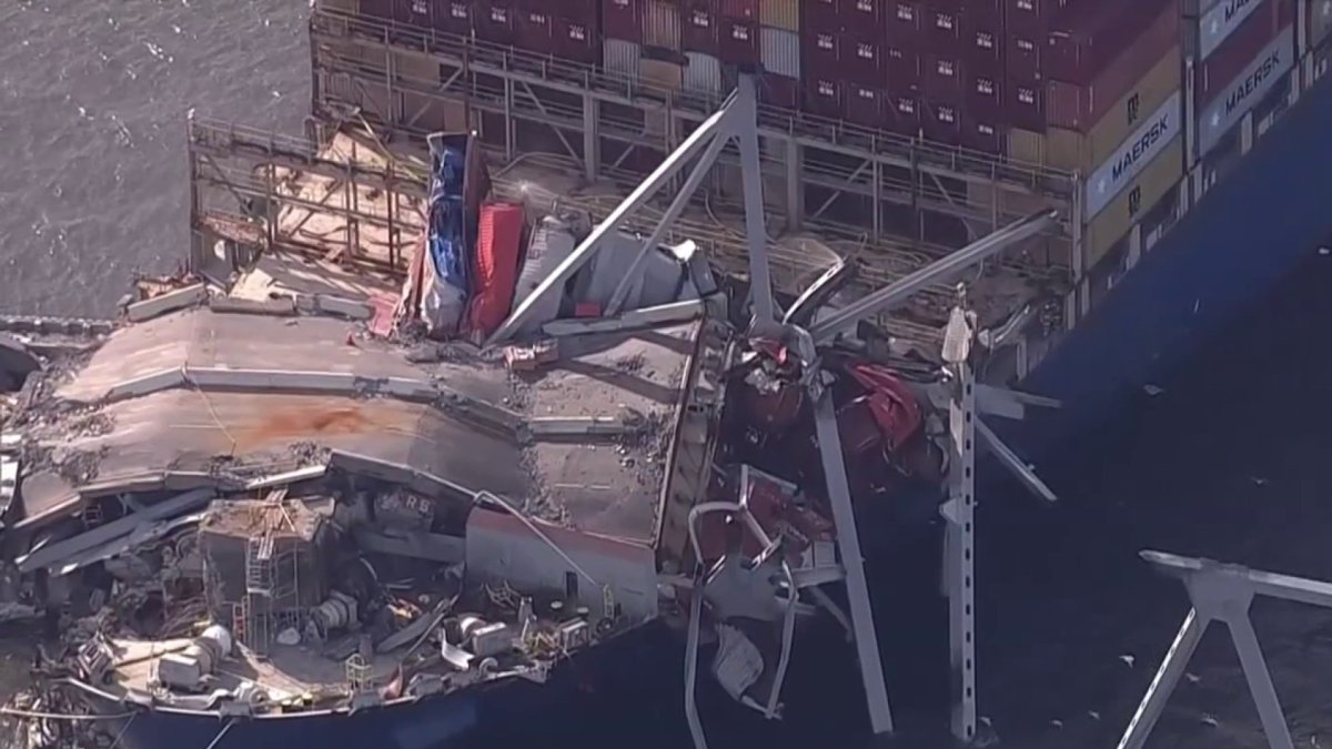 Dali cargo ship to be moved at high tide Monday morning – NBC4 Washington