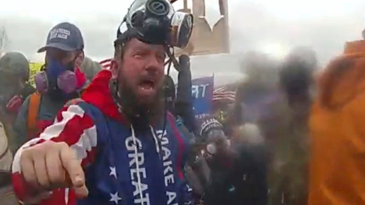 Man insults judge who sentenced him to 12 years in Capitol riot – NBC4 ...