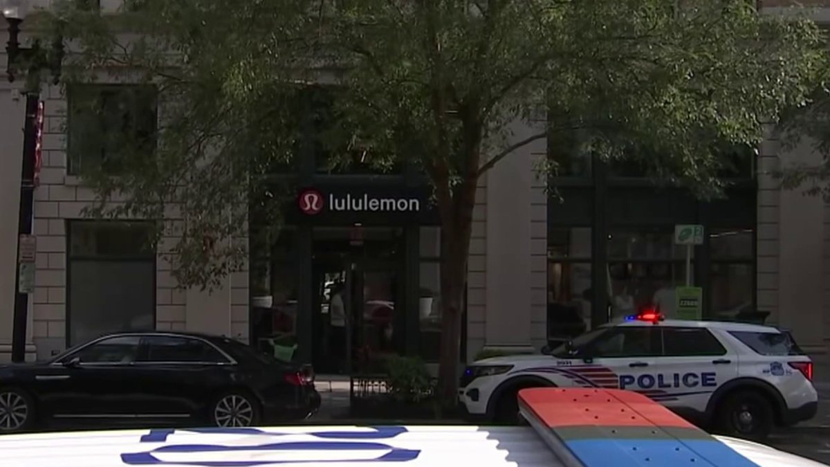 Suspect accused of taking $16K in merchandise in Lululemon thefts ...