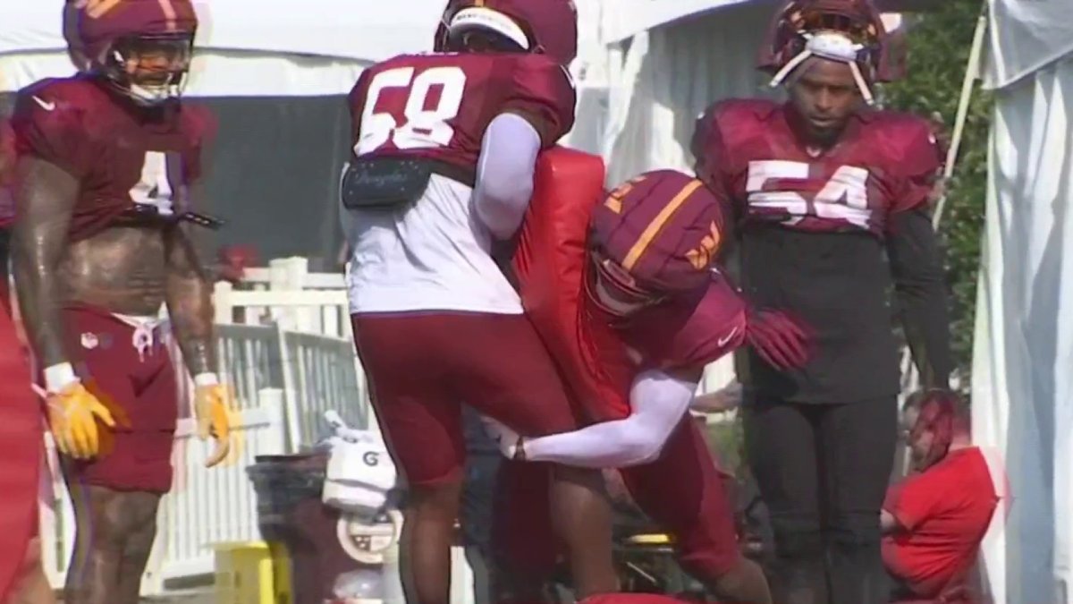 Commanders practice in pads for first time in training camp – NBC4 ...