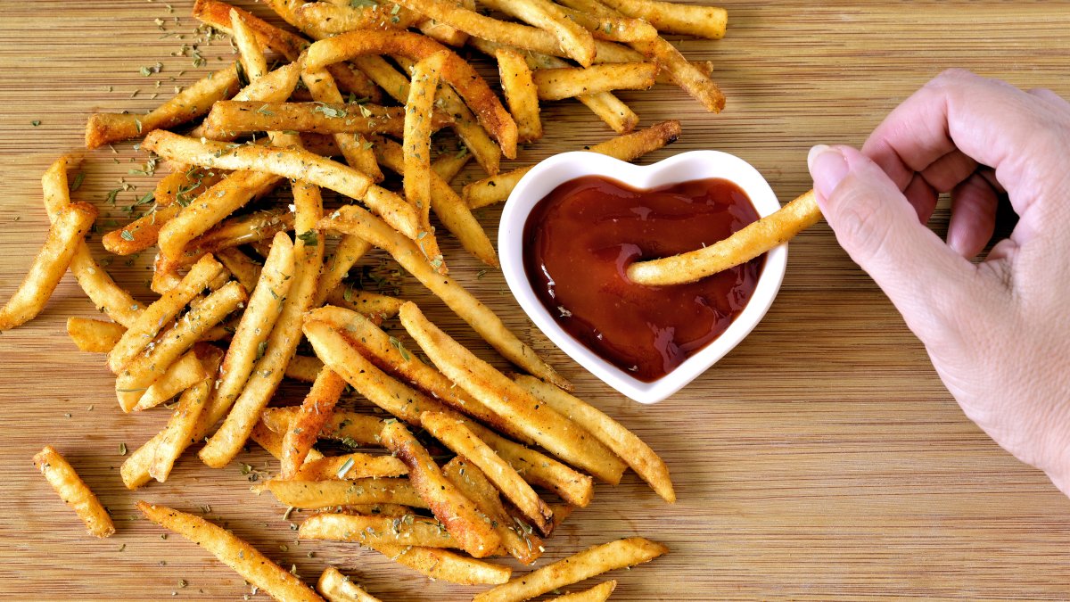 National French Fry Day 2024 freebies to enjoy – NBC4 Washington
