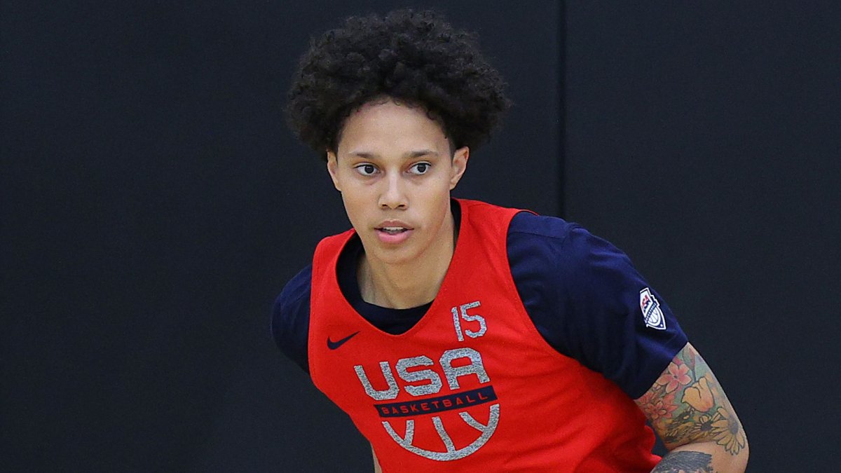 Brittney Griner height, age, shoe size, more for 2024 Olympics – NBC4 ...