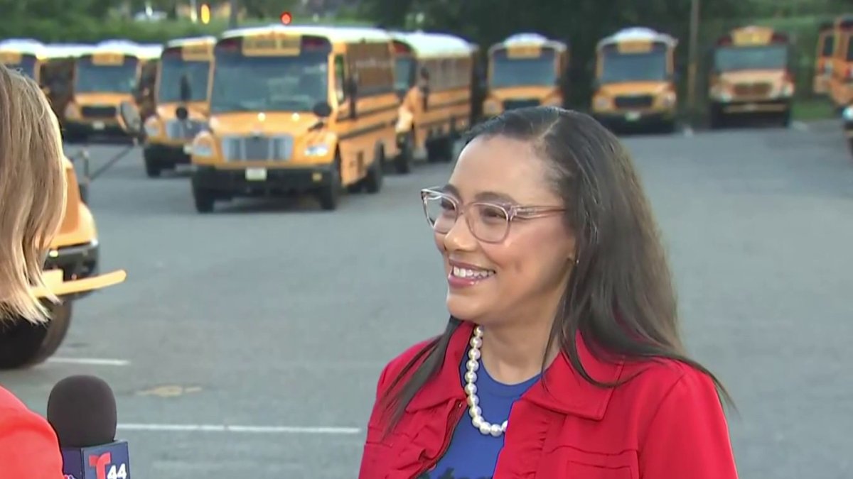 Alexandria City Public Schools superintendent talks about Minnie Howard ...