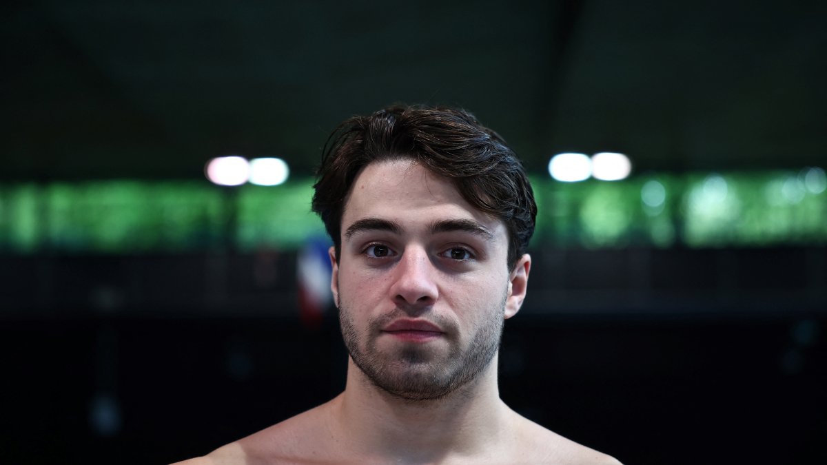French diver Jules Bouyer addresses comments on his body – NBC4 Washington