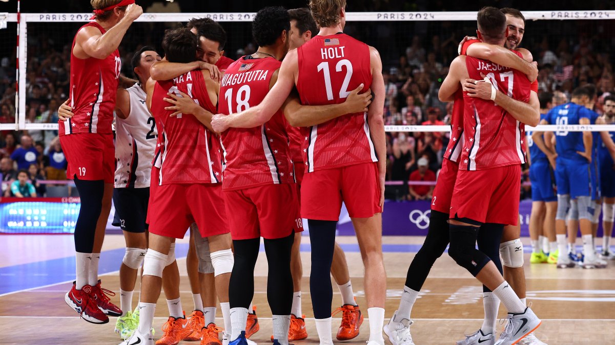 US men’s volleyball team summarizes the Olympic experience: ‘Exhausted ...