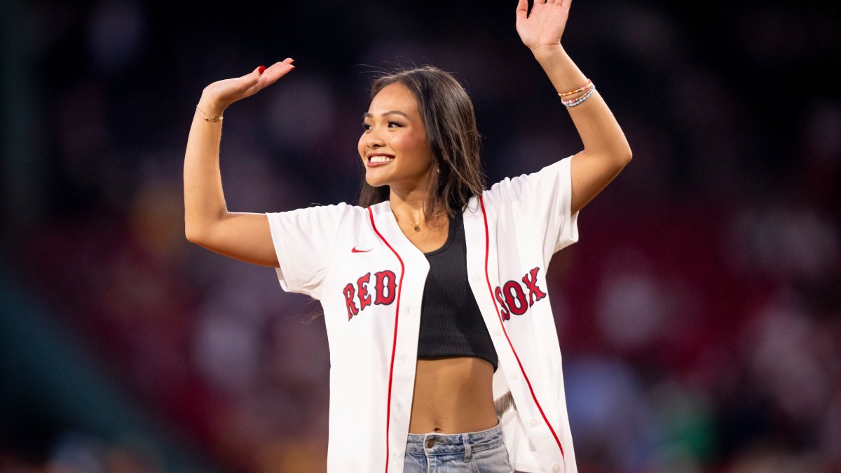 Jenn Tran reunites with Jonathon Johnson after Devin Strader breakup ...