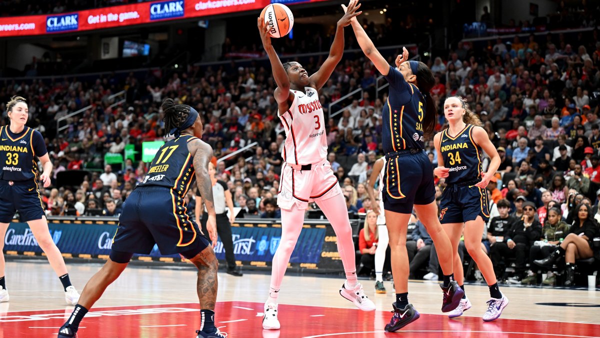 Mystics defeat Clark, Fever in front of record-setting WNBA crowd ...