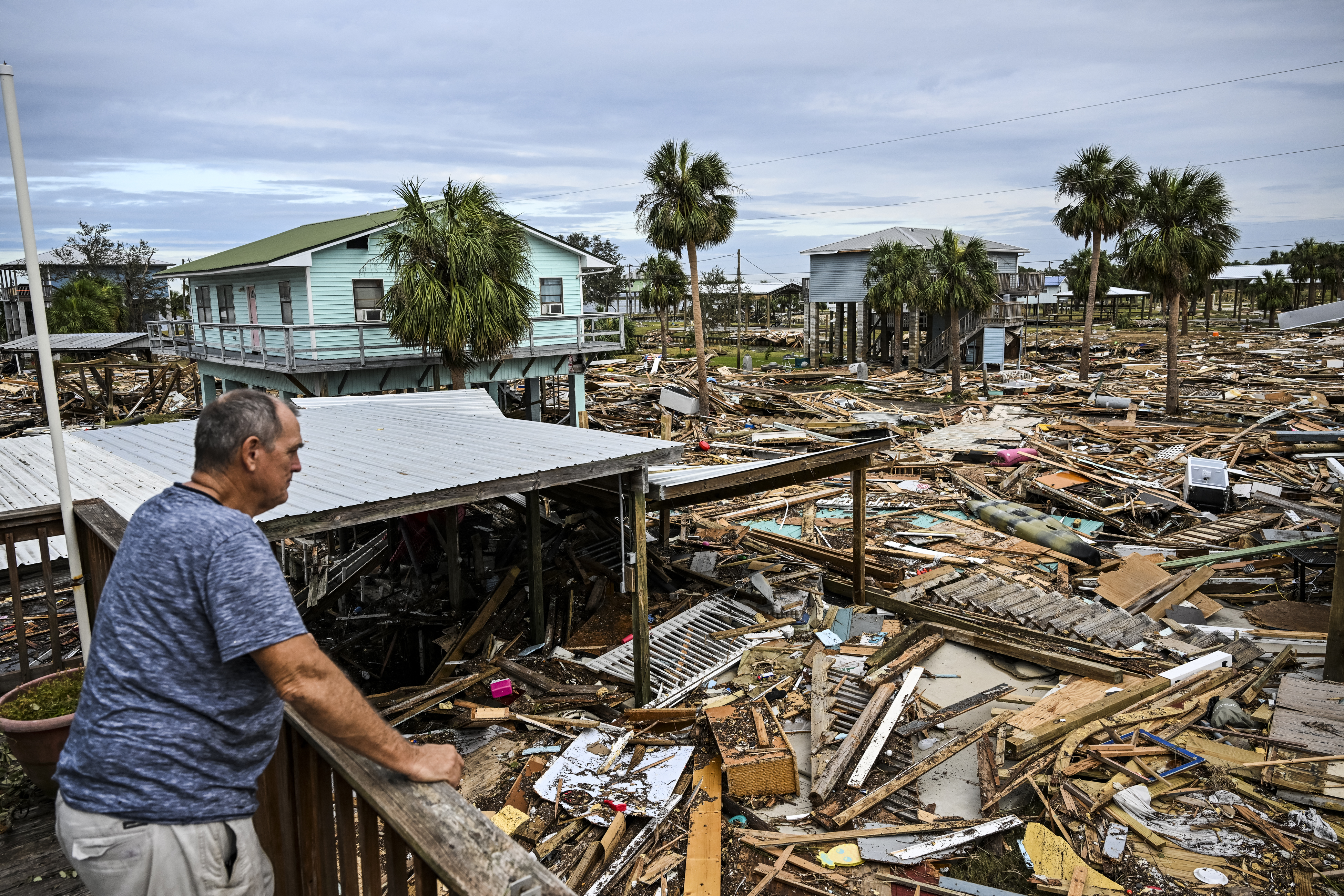 Hurricane Helene damage pictures show flooding, wind destruction – NBC4 ...