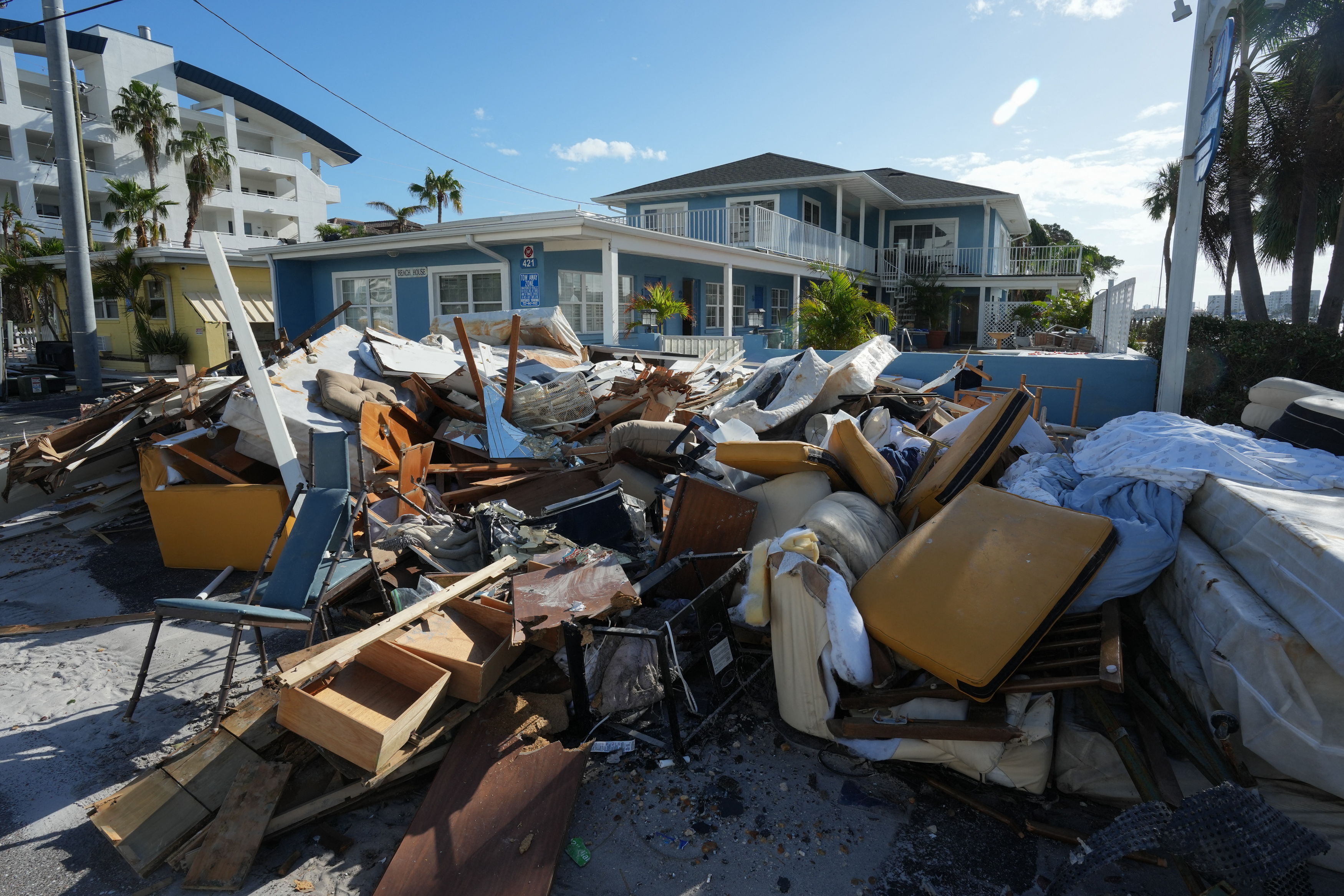 Hurricane Milton damage pictures show flooding, wind destruction – NBC4 ...