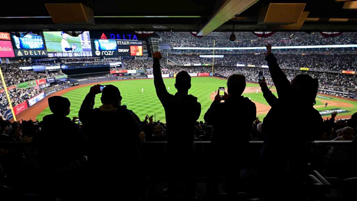 World Series ticket prices increase after Yankees’ Game 4 victory ...