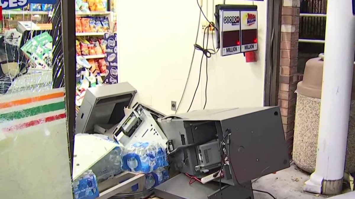 Alexandria 7-Eleven smashed through during ATM robbery – NBC4 Washington