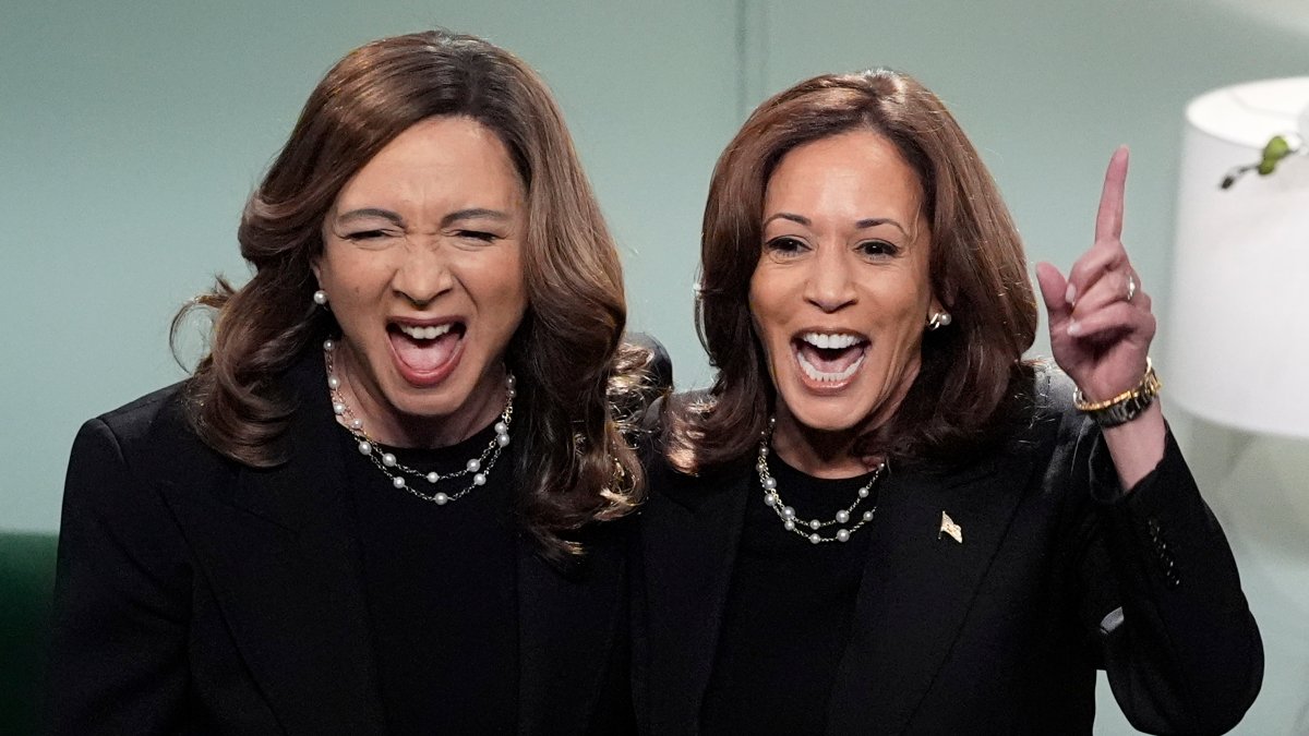Kamala Harris appears in ‘SNL’ cold open – NBC4 Washington