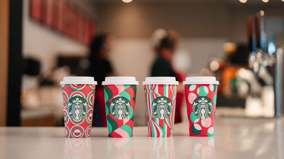 Starbucks red holiday drinks cups are officially back – NBC4 Washington