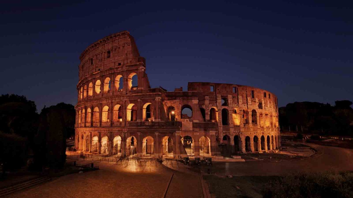 Colosseum available on Airbnb for ‘Gladiator II’ experience – NBC4 ...