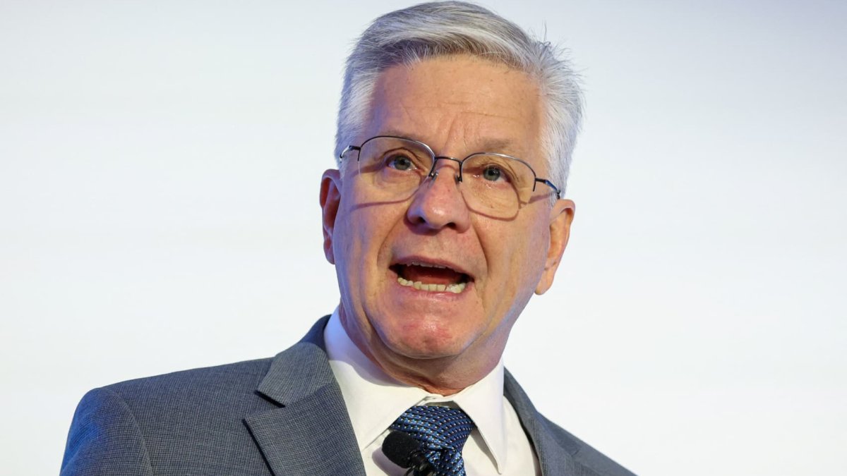 Fed Governor Waller says he is ‘leaning toward’ a December rate cut, but worries about inflation ...