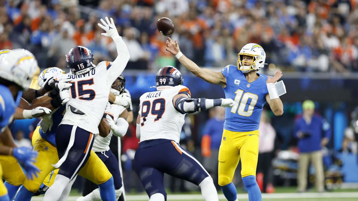 Broncos vs. Chargers: Winners, losers from TNF clash – NBC4 Washington