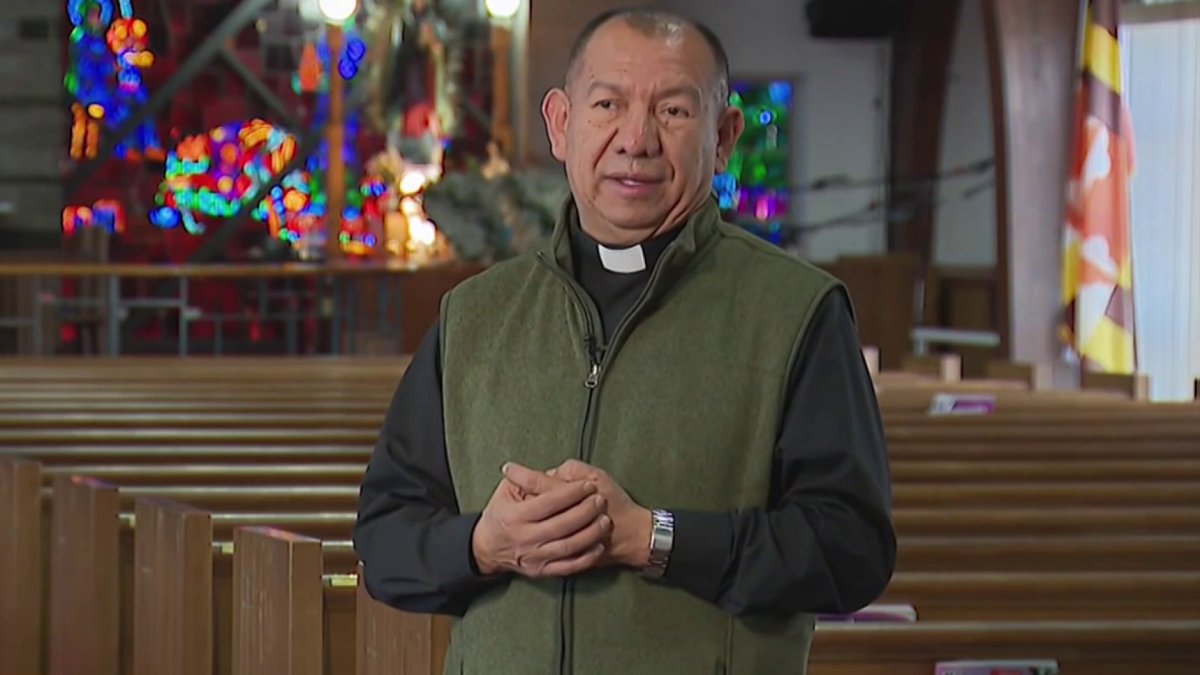 Priest takes guardianship of kids whose families fear deportation ...