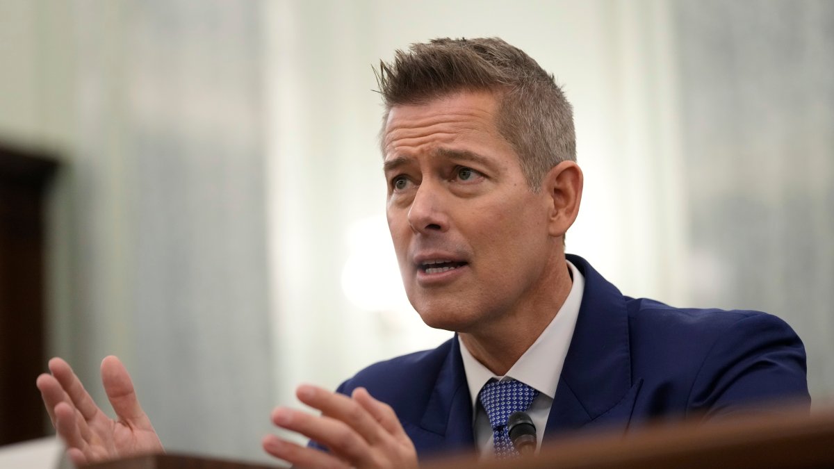 Sean Duffy is confirmed by the Senate to lead the Transportation ...