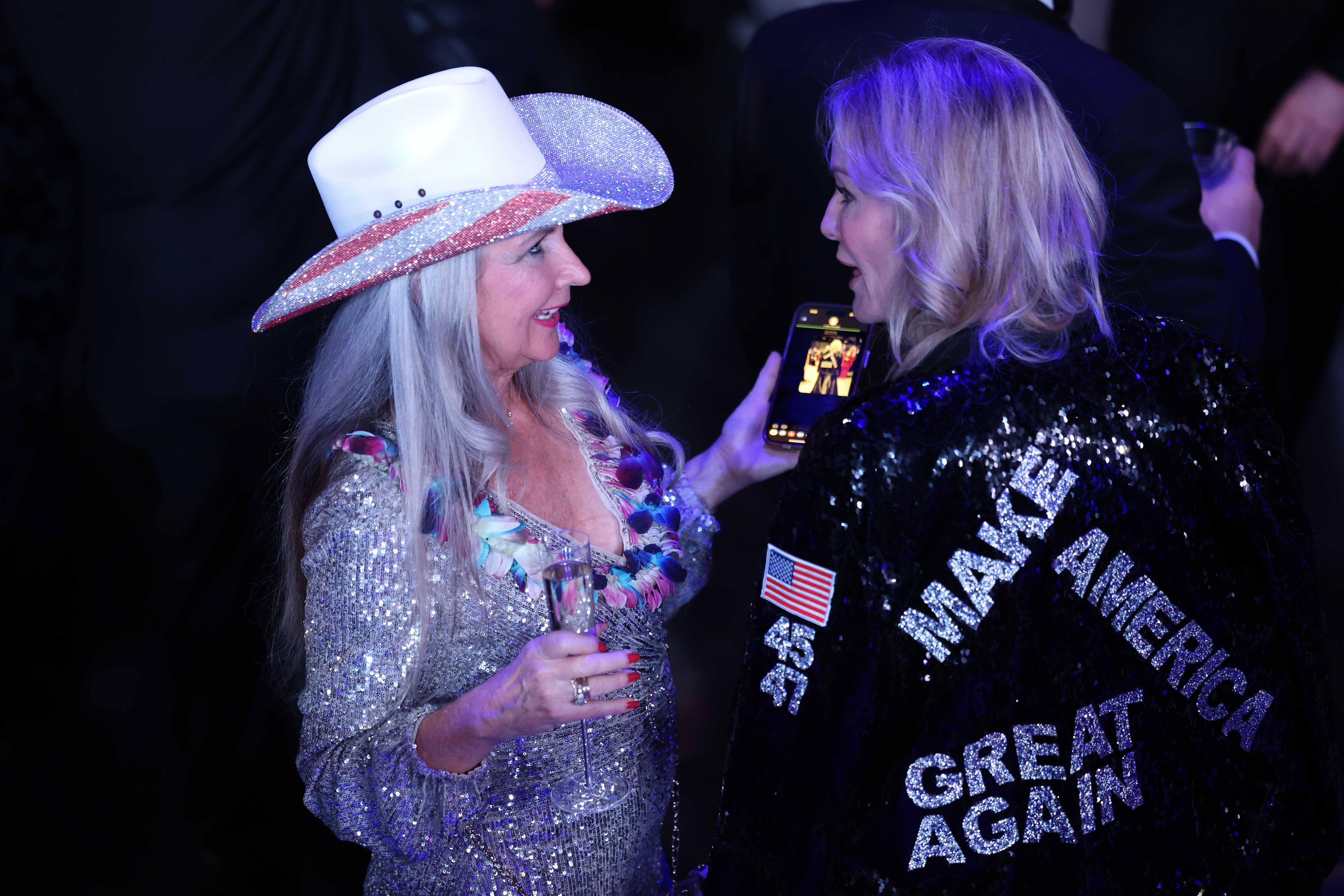 Inagural balls photos show Trump, celebrities on Inauguration Day ...