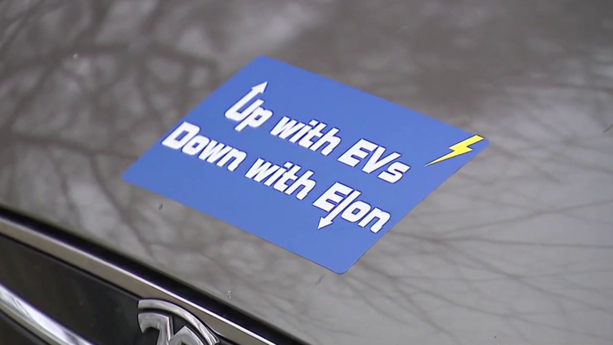 Tesla owners sport anti-Elon Musk bumper stickers – NBC4 Washington