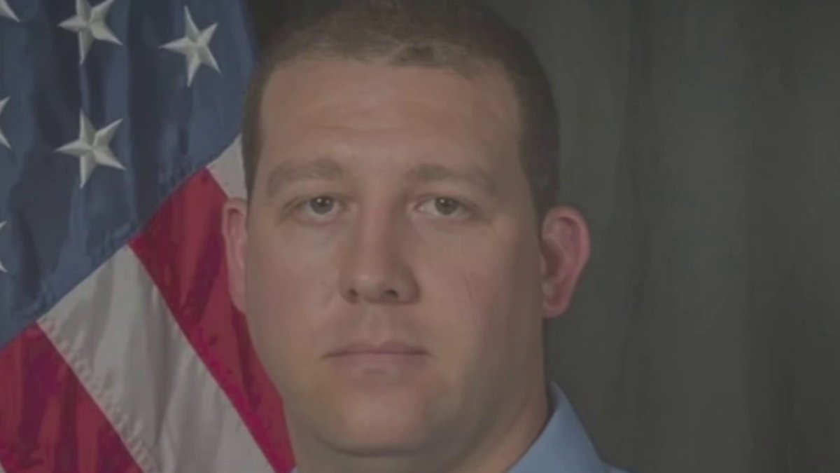 Vigil honors fallen Sterling volunteer firefighter one year later ...