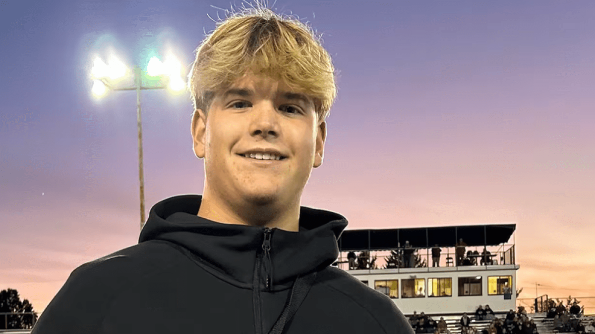 Coaches save high school football player from cardiac arrest – NBC4 ...