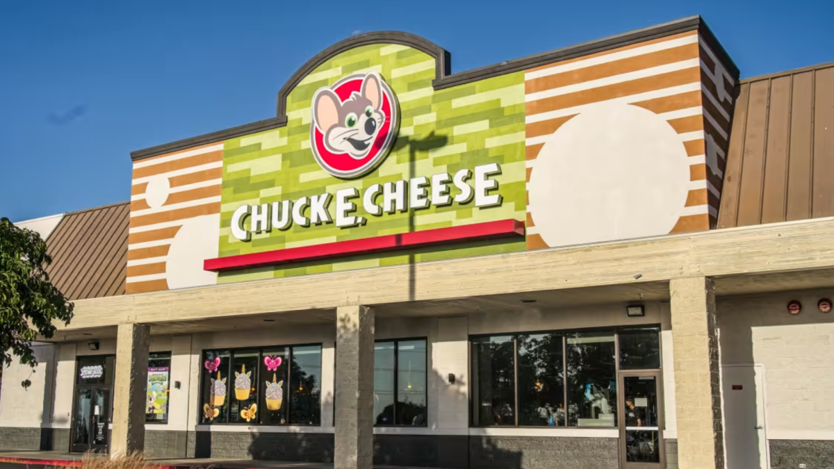 Chuck E. Cheese wants to be the Costco of family fun – NBC4 Washington