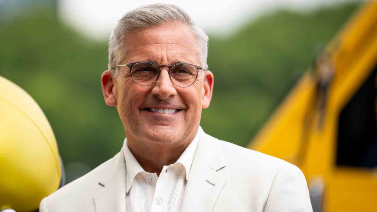 Steve Carell surprises California students with free prom tickets ...