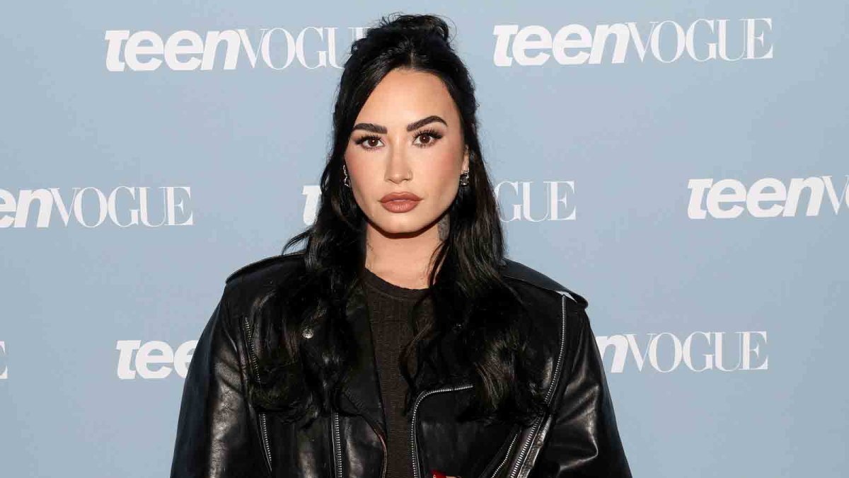 Demi Lovato responds to fans’ concern over video of her ‘shaking ...