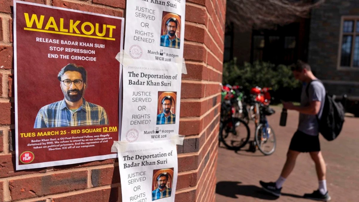 Detained Georgetown professor worried for his class, students say ...