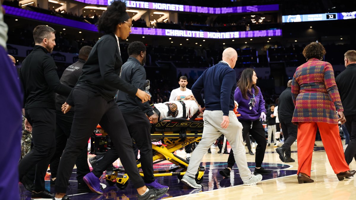 Grizzlies’ Jaylen Wells discharged from hospital, broke wrist: Report ...