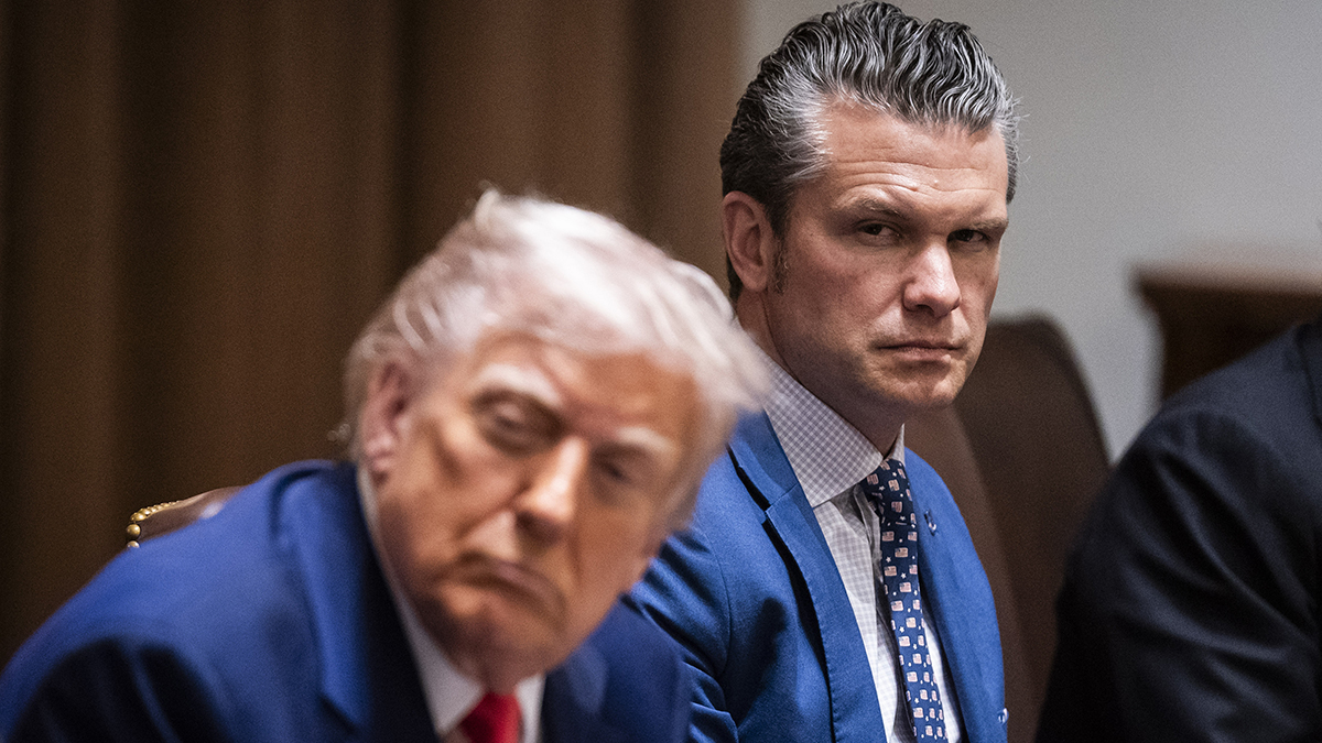 Live updates: S&P 500 tumble as Trump asks Fed Chair to lower interest ...