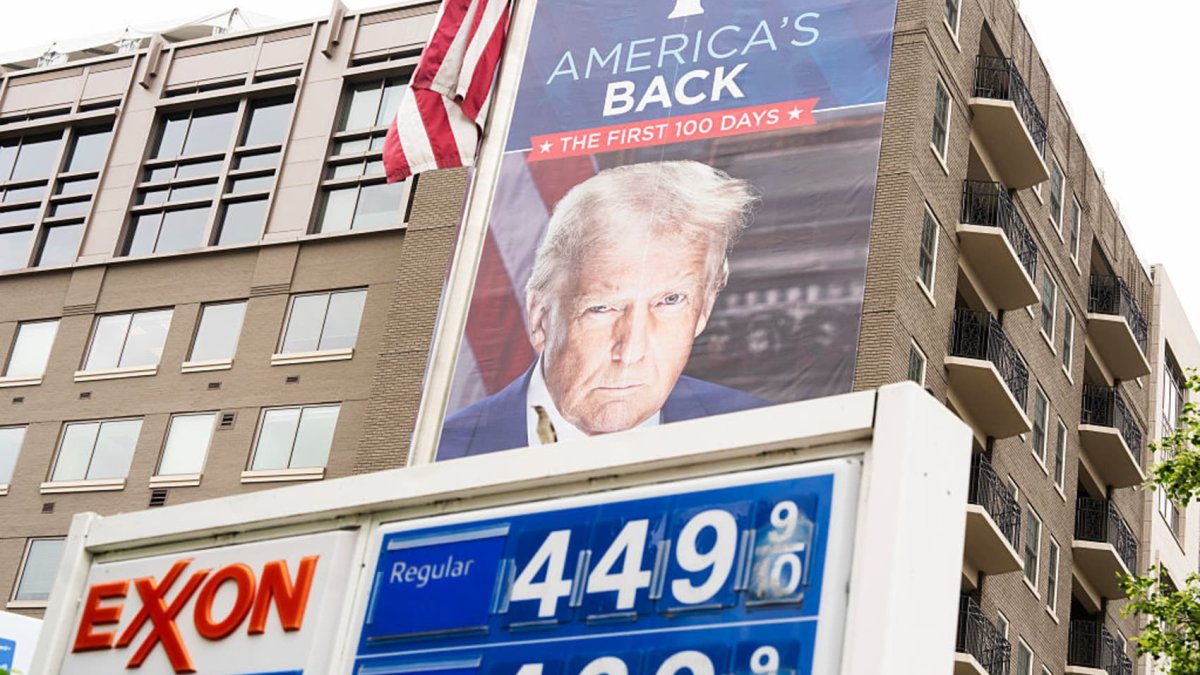 Where Trump is likely getting his $1.98 gas price figure – NBC4 Washington