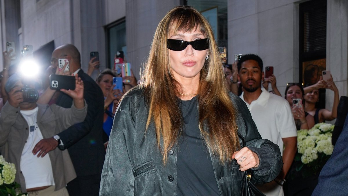 Miley Cyrus debuts new song with ‘a couple of exes’ in the room – NBC4 ...