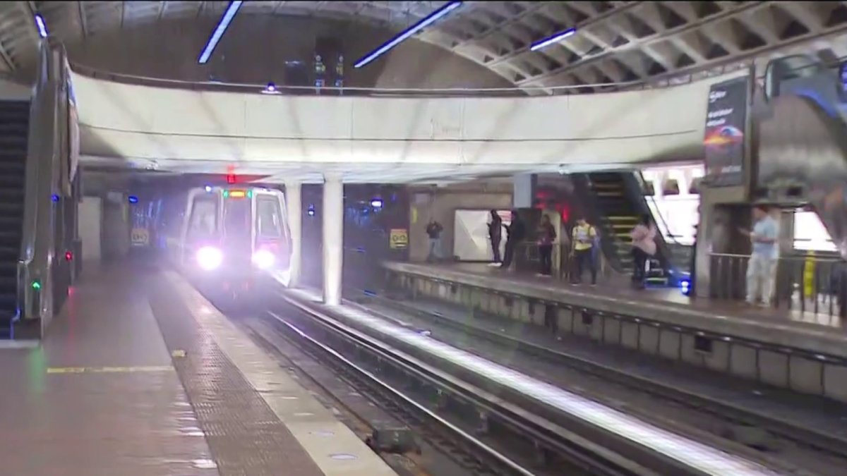 All Metro trains are now operating automatically. Here’s what that ...