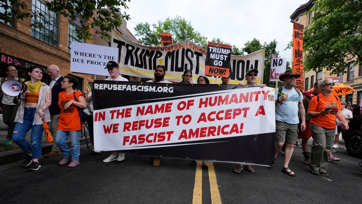 Thousands gather at DC ‘No Kings’ protest ahead of military parade ...