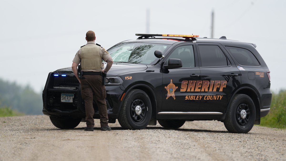 Suspect in shooting of Minnesota lawmakers captured – NBC4 Washington