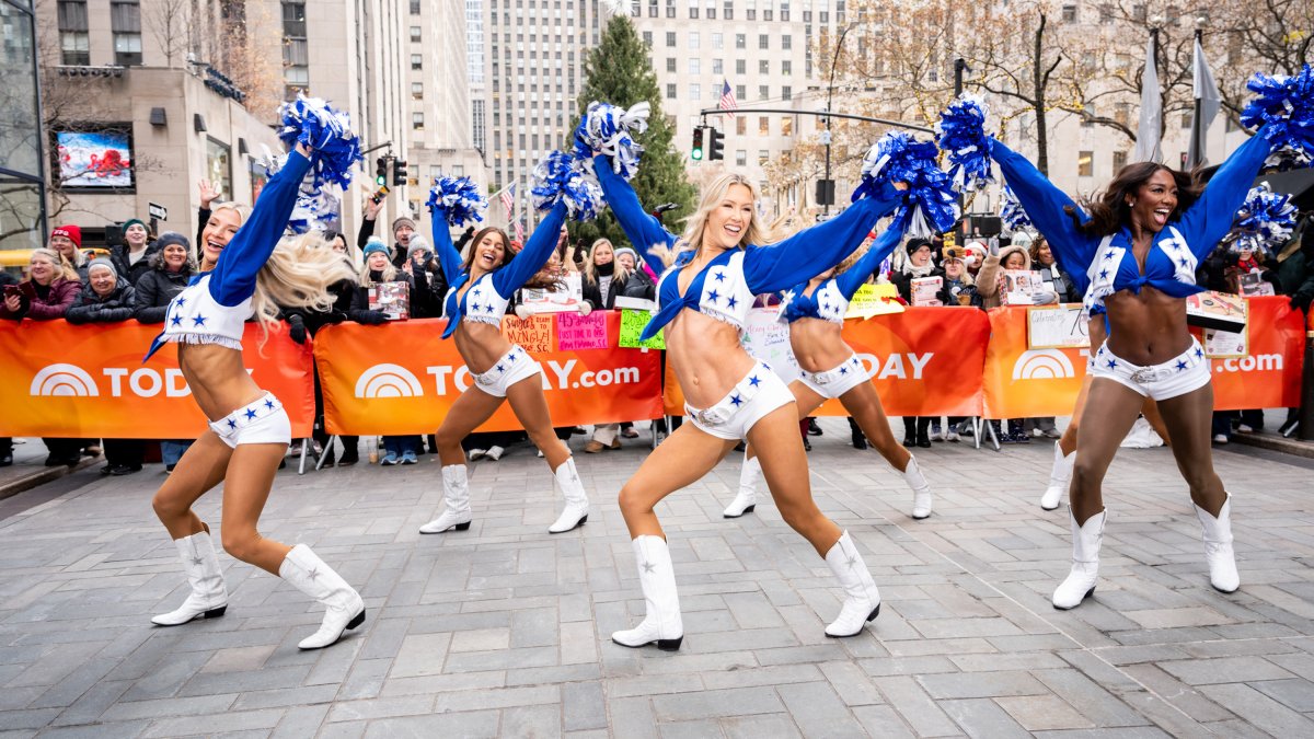 Dallas Cowboys cheerleaders share biggest misconception about job ...