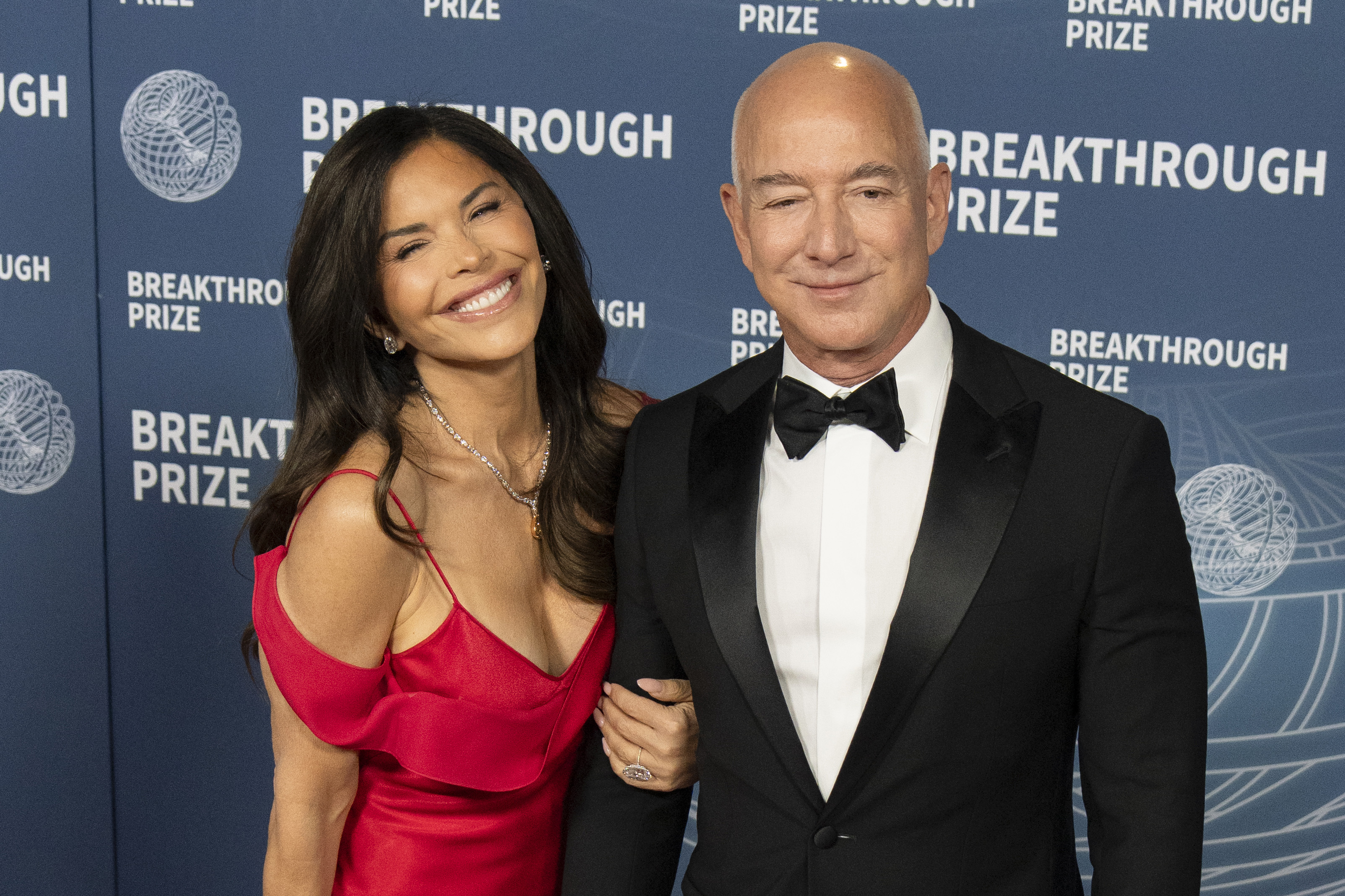 Jeff Bezos and Lauren Sanchez’s wedding to spotlight Venice artisans ...