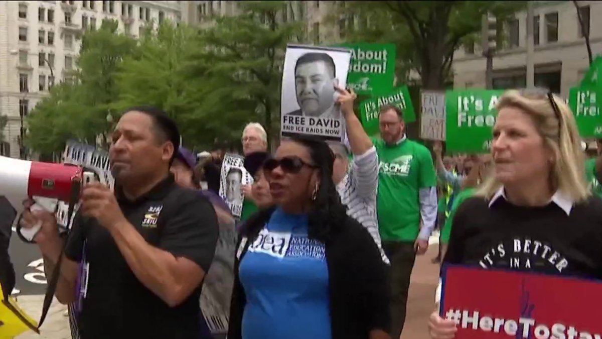Hundreds protest outside DOJ over nationwide ICE raids, David Huerta ...