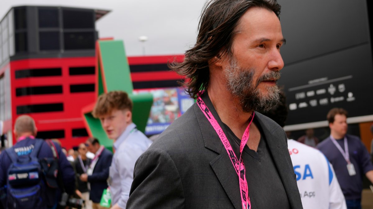 Chile gives FBI six watches stolen from Keanu Reaves – NBC4 Washington