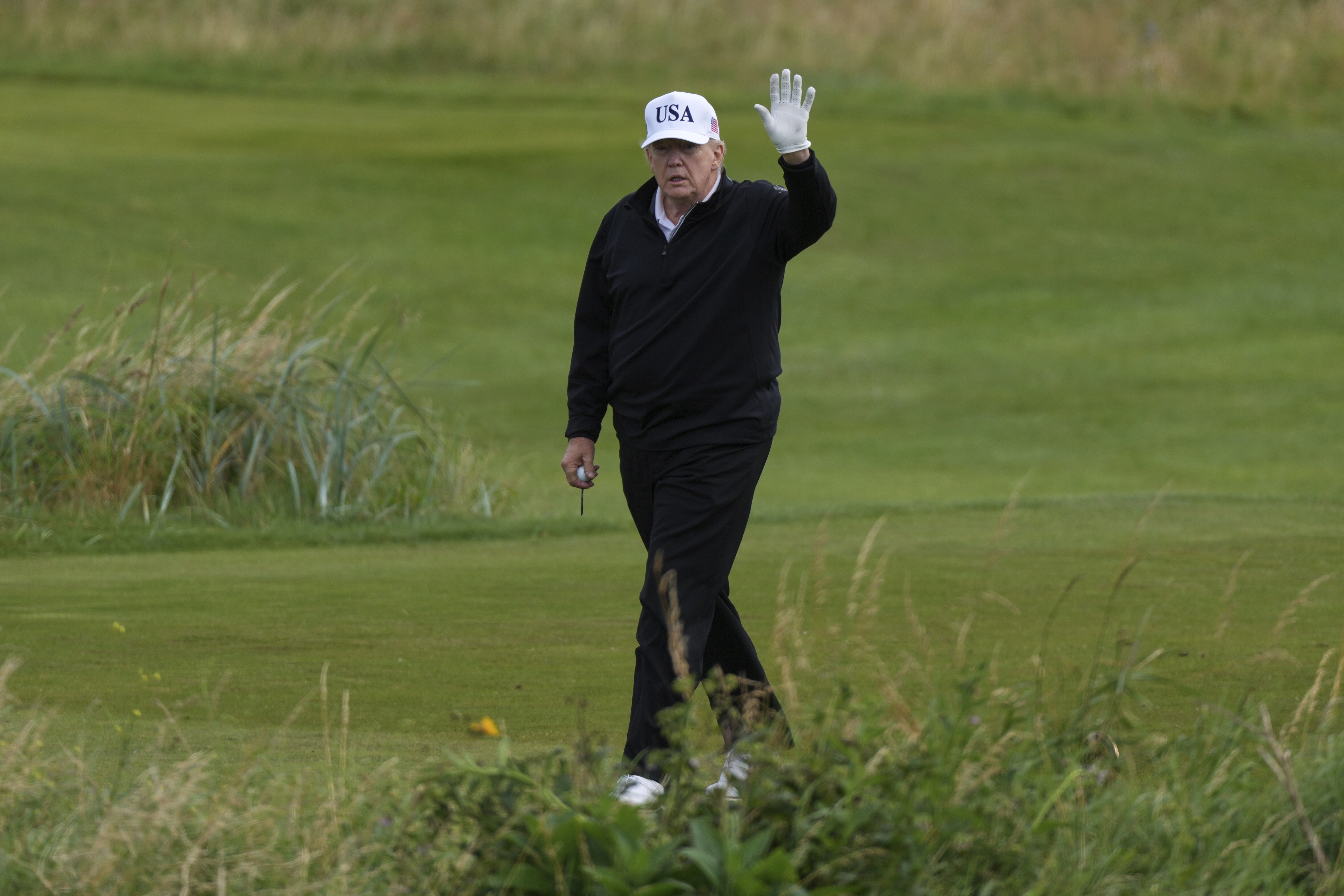 Trump plays golf in Scotland amid protesters – NBC4 Washington