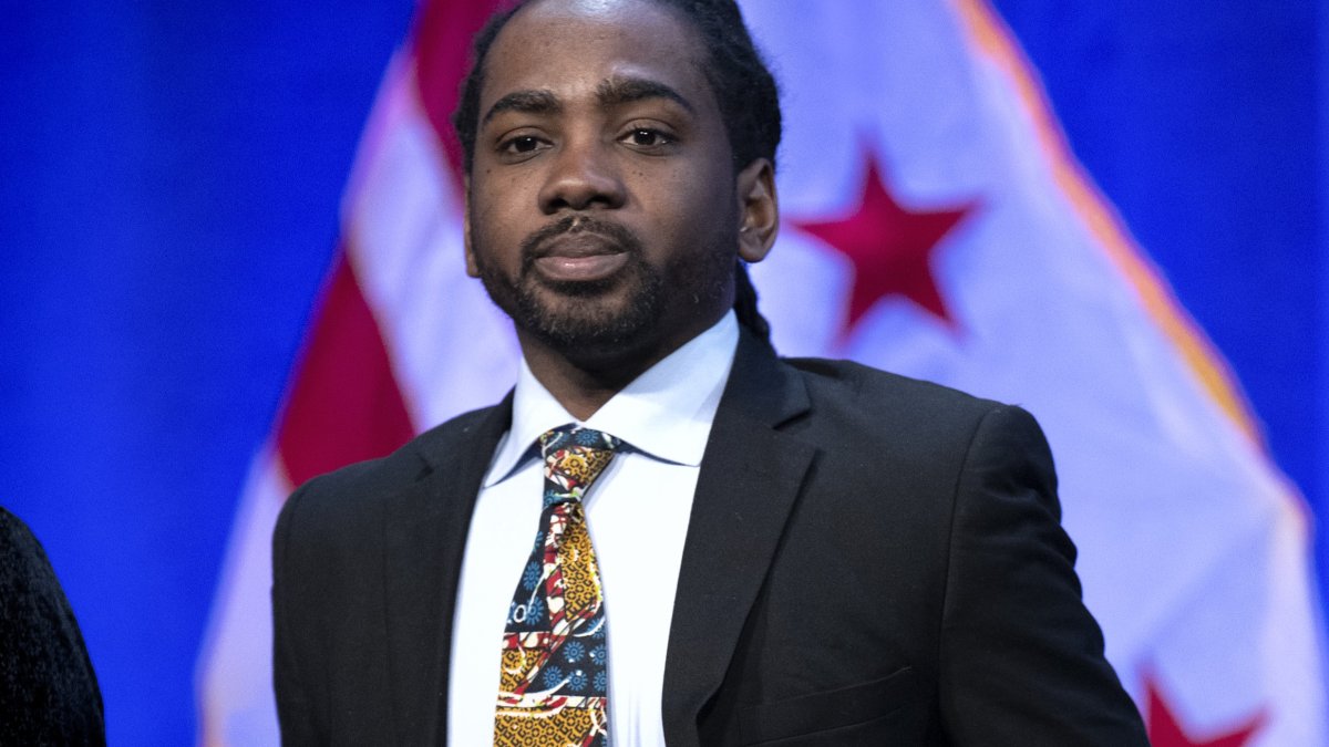 Trayon White to be sworn in again as Ward 8 DC Council member – NBC4 ...